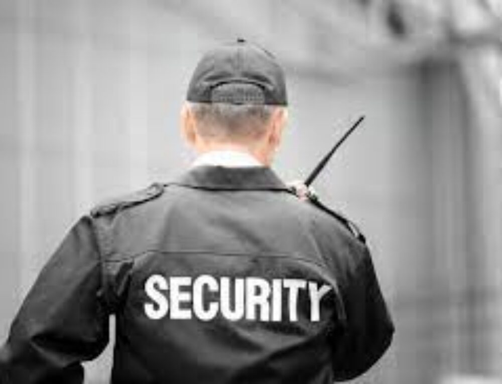 What is a Security Guard? What does a Security Guard do? - Stalwart ...